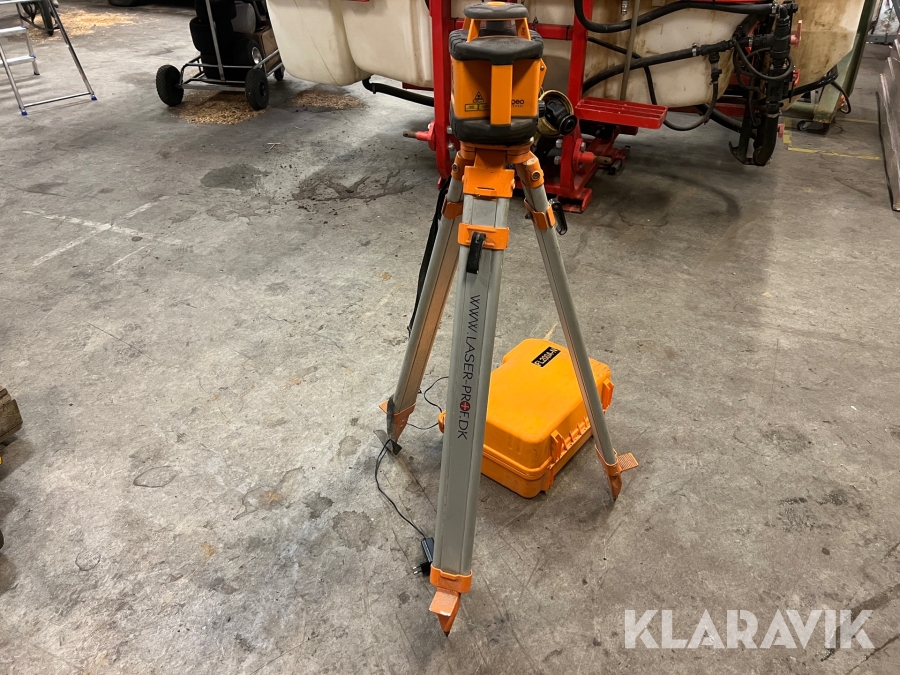 Rotationslaser QEO Fennel FL200A-N, Norddjurs, Klaravik aukt