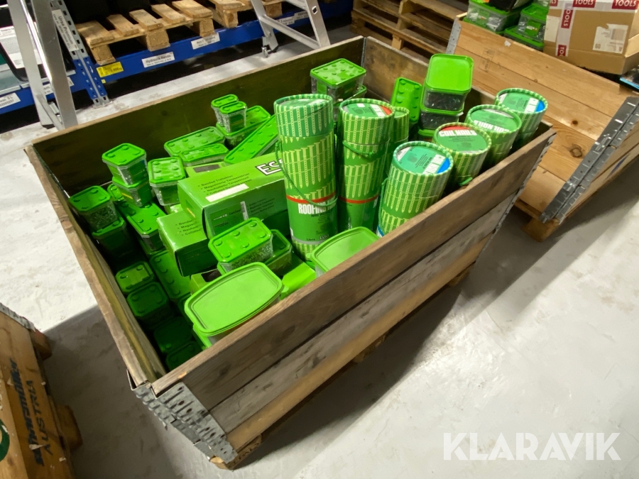 Parti skruer og søm Essve, Køge, Klaravik auktioner