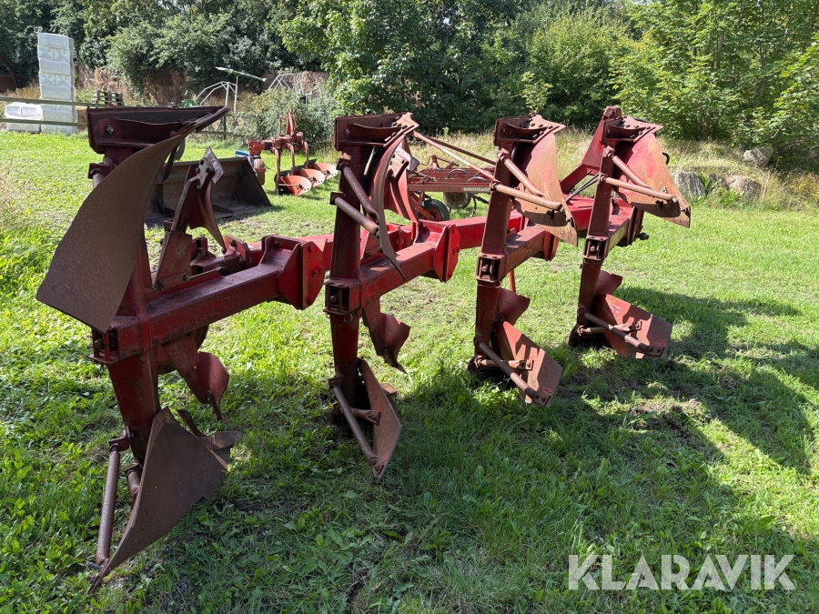 Vende plov Naud RN 305, Frederikssund, Klaravik auktioner