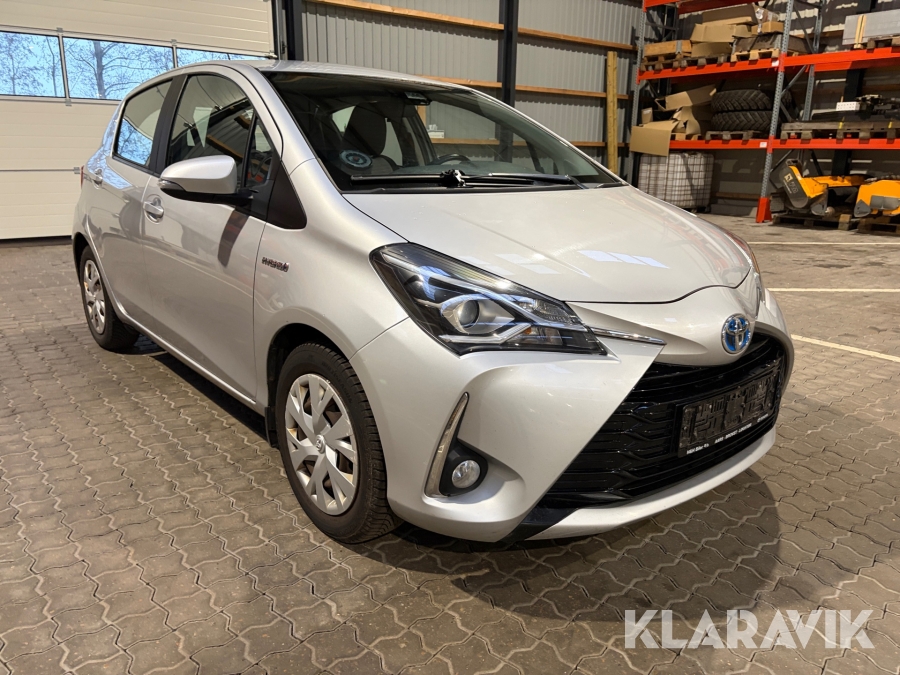 Toyota Yaris 15 Hybrid Cvt