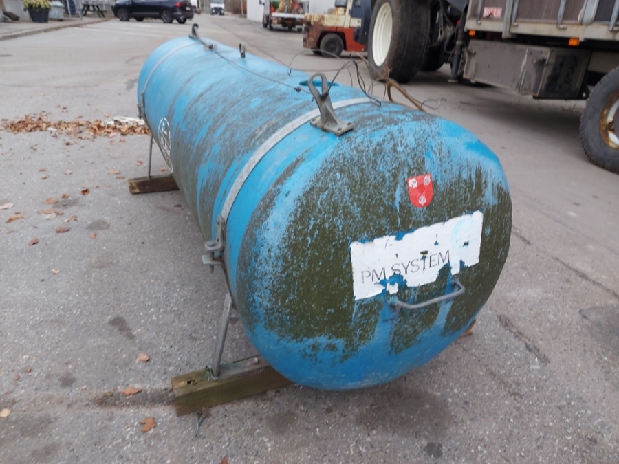 1000 liters tank