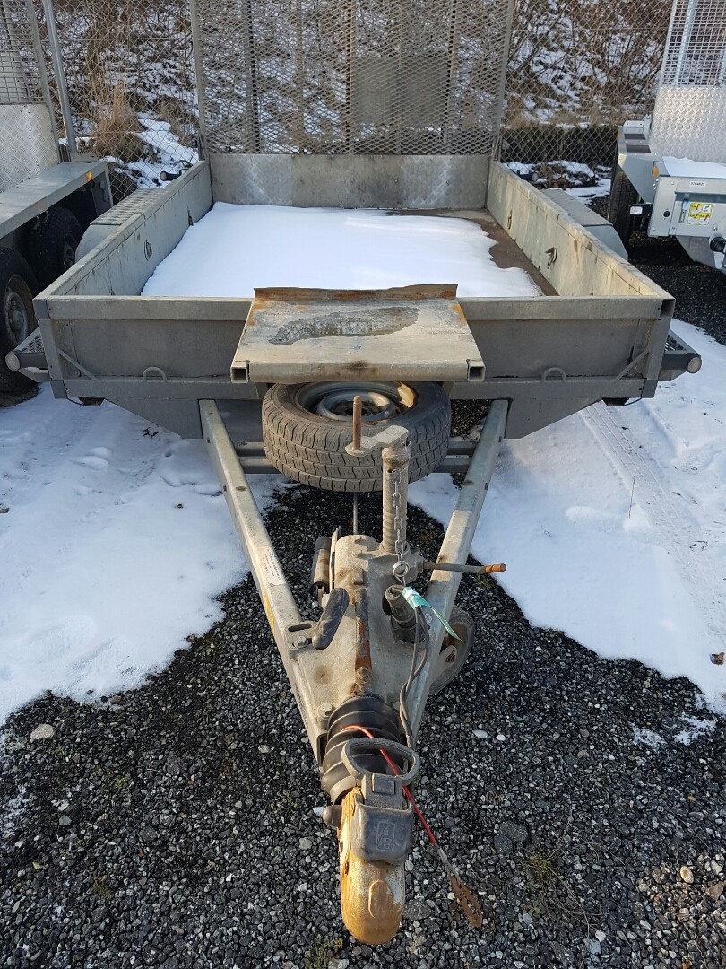 Maskin trailer