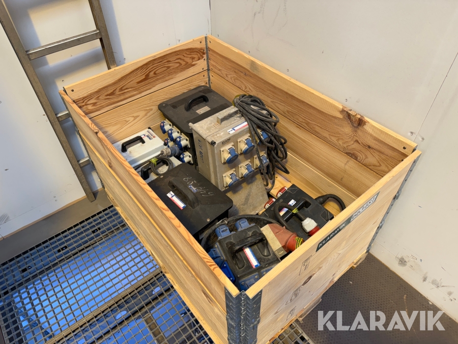 Strømfordelerboxe Dan Tavler, Esbjerg, Klaravik auktioner