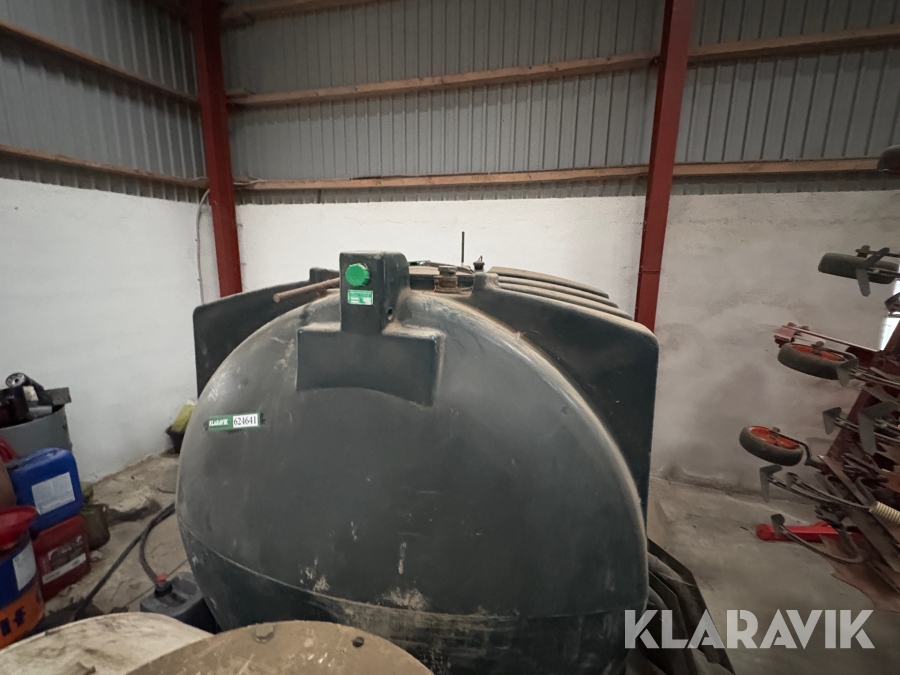 Plastiktank Kingspan, Lolland, Klaravik auktioner