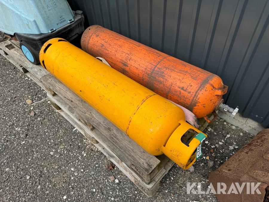 Store Gasflasker, Halsnæs, Klaravik auktioner