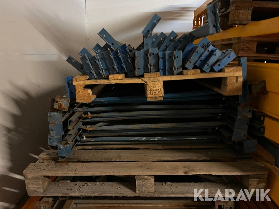 Paller og Palle reoler, Haderslev, Klaravik auktioner