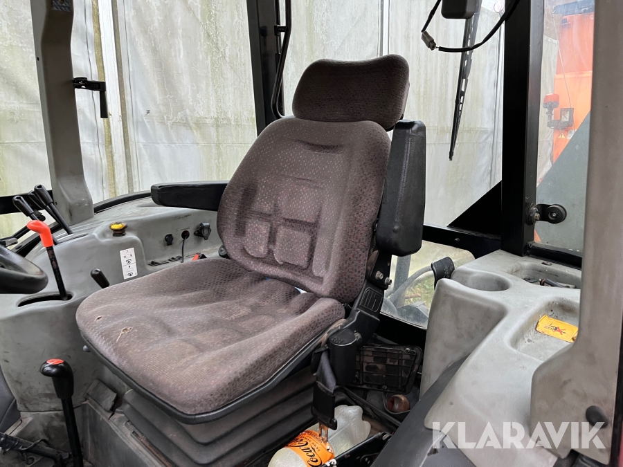 Traktor Massey Ferguson 3645, Odense, Klaravik auktioner
