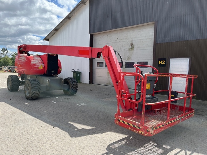 26 meter bomlift