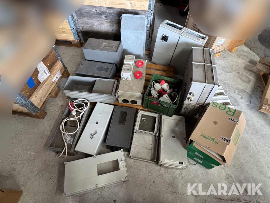 Blandet parti el-tavler og komponenter, Bornholm, Klaravik a