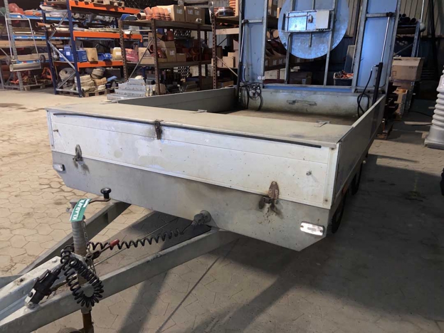 Skilte trailer