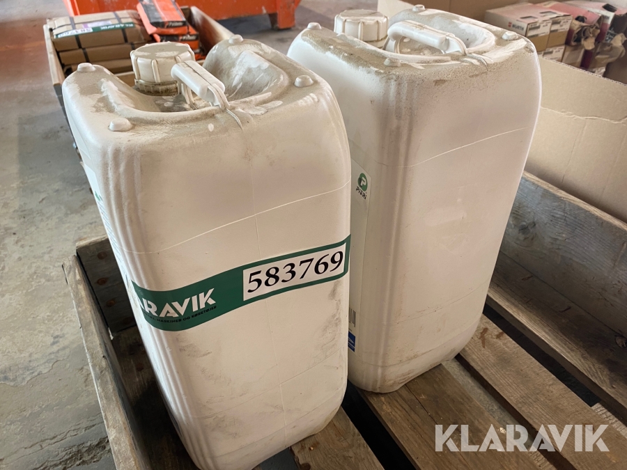 Beton olie, Silkeborg, Klaravik auktioner