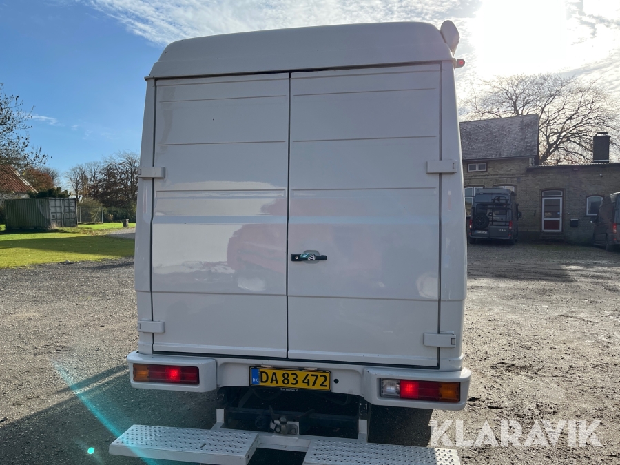 Lastbil Mercedes-Benz 811 D, Sønderborg, Klaravik auktioner