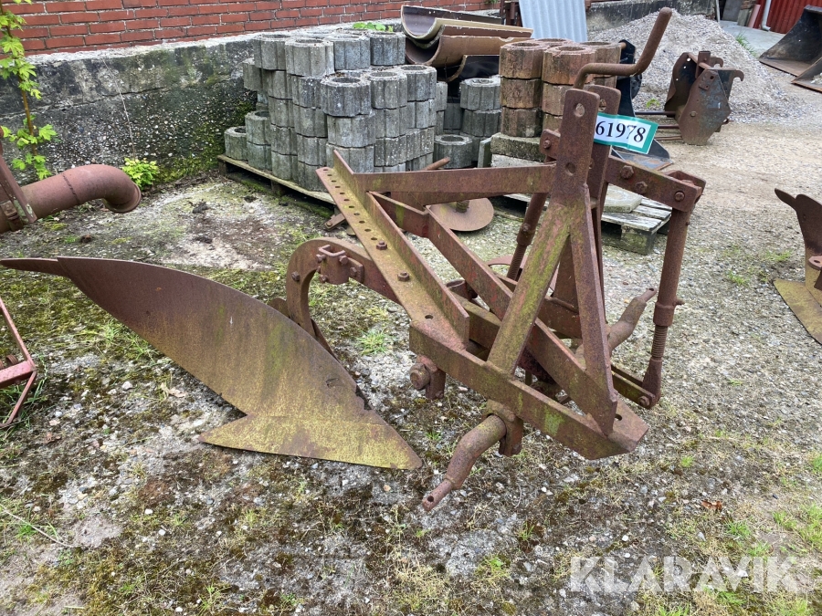 Veteranplov Bovlund, Aabenraa, Klaravik auktioner