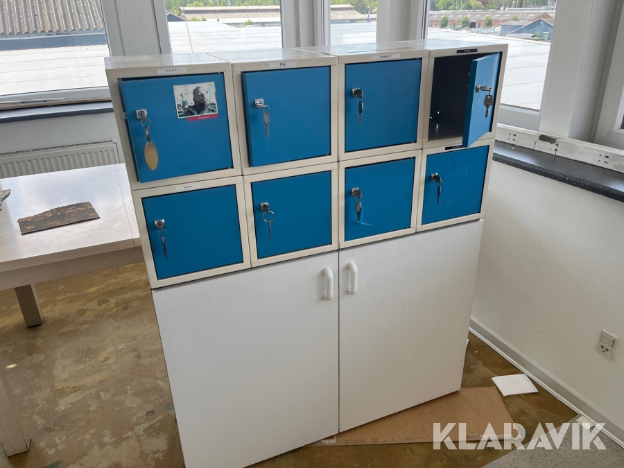 Diverse skabe, Vejle, Klaravik auktioner