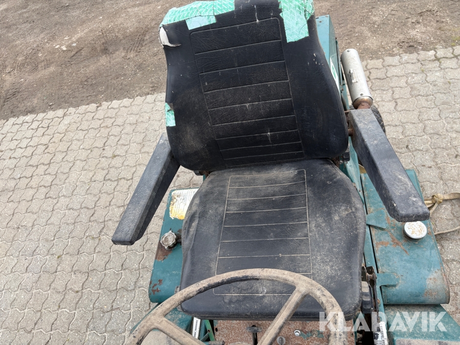 Græsslåmaskine Ransomes Bob-Cat, Hillerød, Klaravik auktione